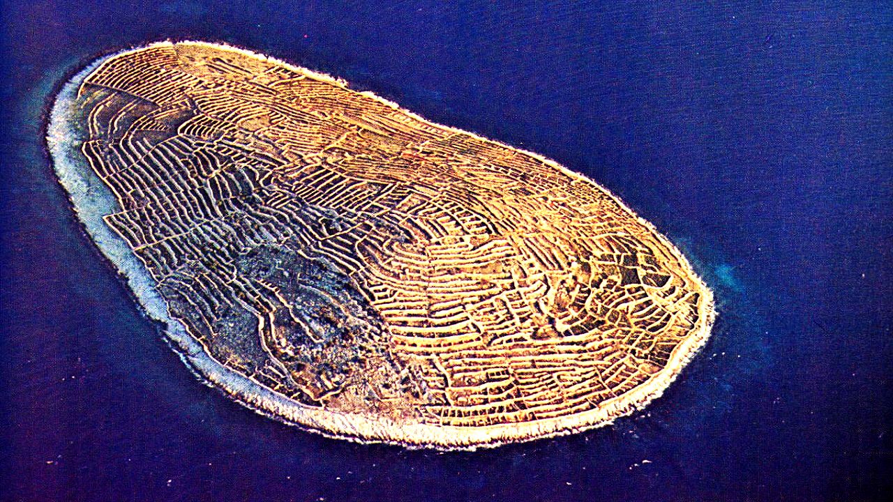 Una isla con forma de huella dactilar en Croacia ~ MAKER SCIENCE MUNDO