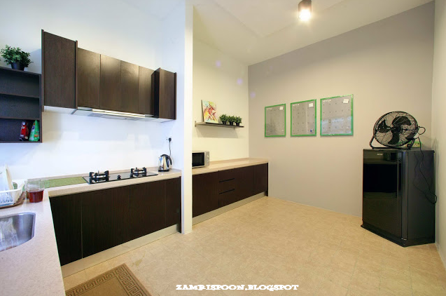 Menarik ! 17 Foto Rumah Fara Fauzana atau FaFau Dj Hot FM