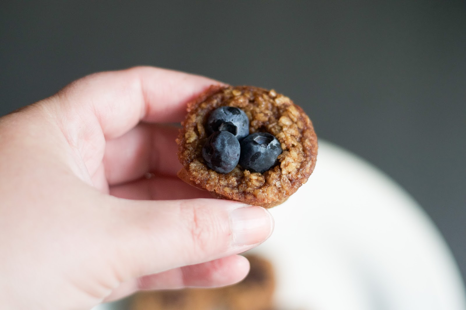 Morning-Oatmeal-Muffin-Bites