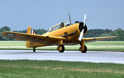 nhungdoicanh: North American BT-9 / BT-14 / NA-64 Yale