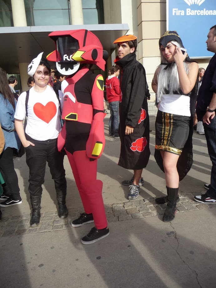 GAUDÍ Y MÁS... por Ana Mª Ferrin: EL MANGA Y SUS SEGUIDORES. UNA PASIÓN ...