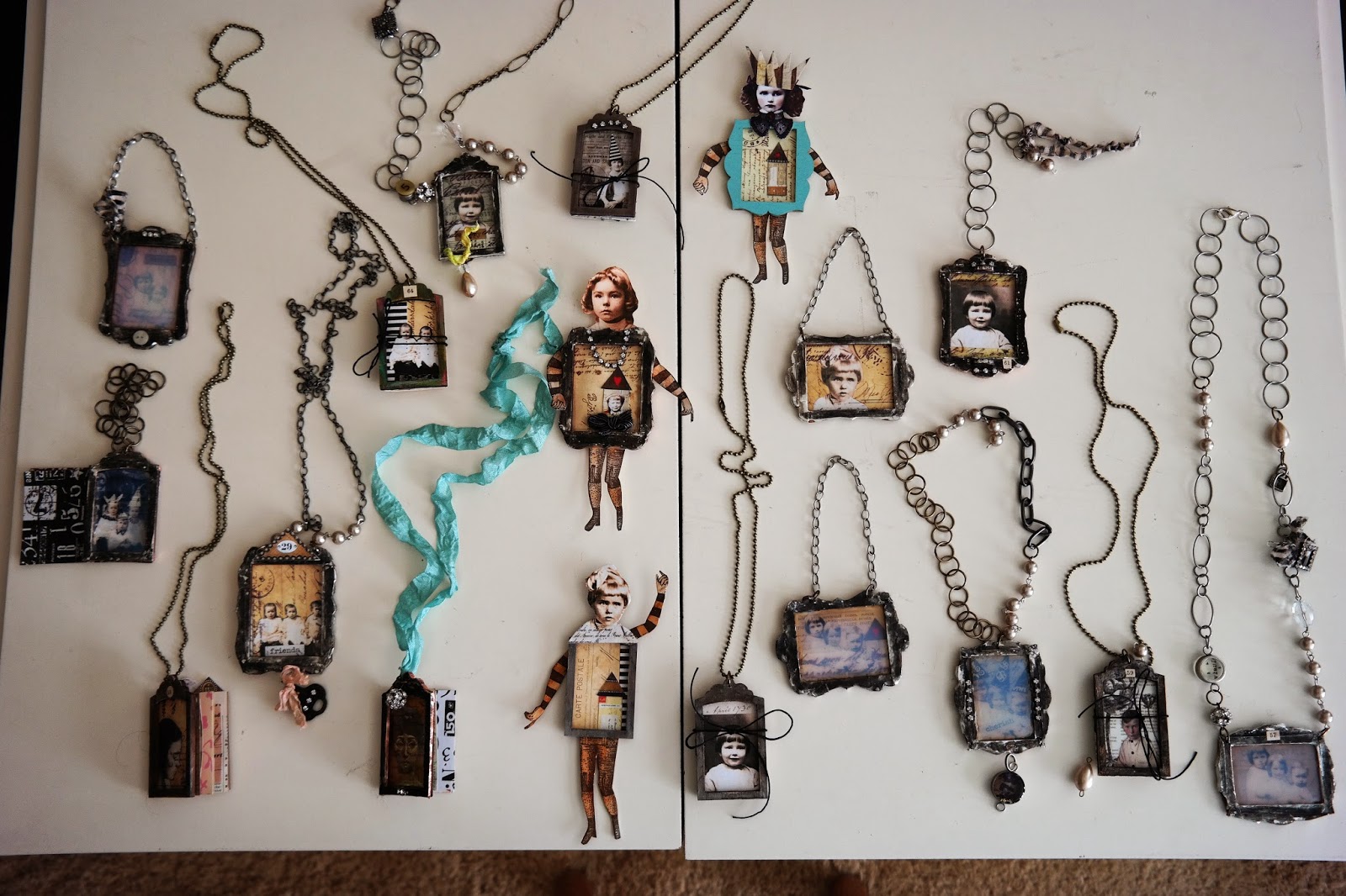 Artful Play: Mini Frame Workshop