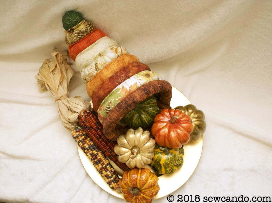 Sew Can Do: Fabric Cornucopia Tutorial and Fall Fabric Bundles Giveaway!