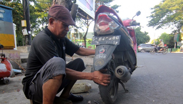 Kisah Nyata Tukang Tambal Ban Yang Mampu Beli Avanza, Ternyata Ini ...