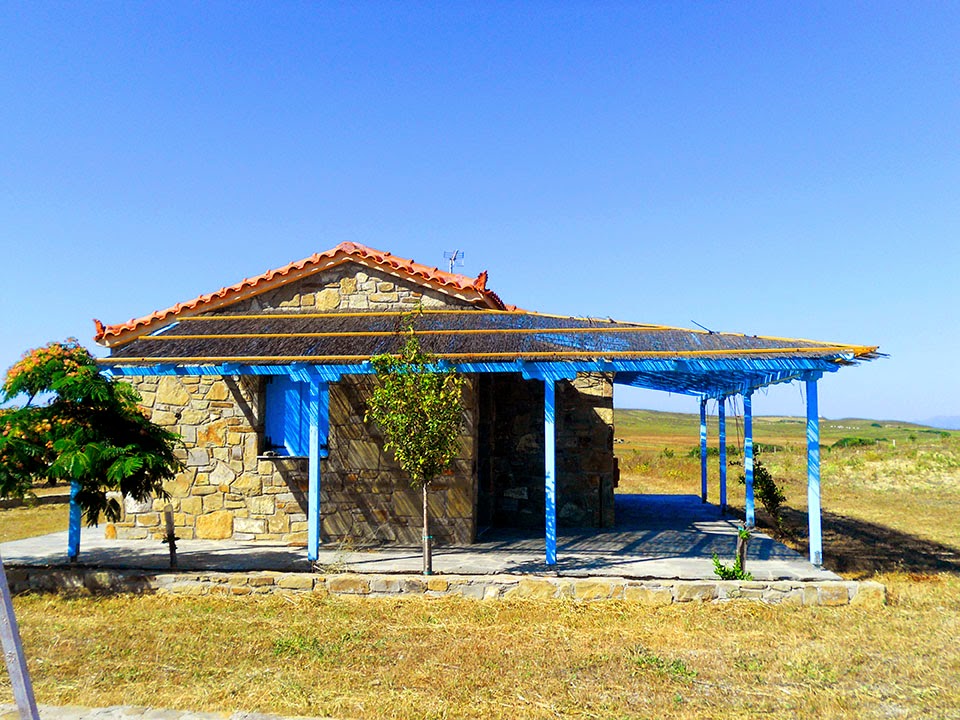 Πέτρινα Σπίτια - Λήμνος: Πέτρινα Σπίτια