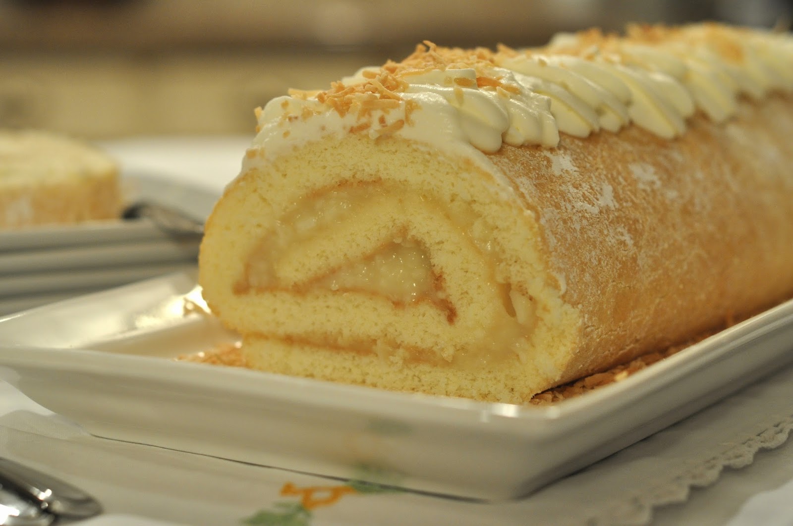 Mennonite Girls Can Cook: Old Fashioned Jelly Roll