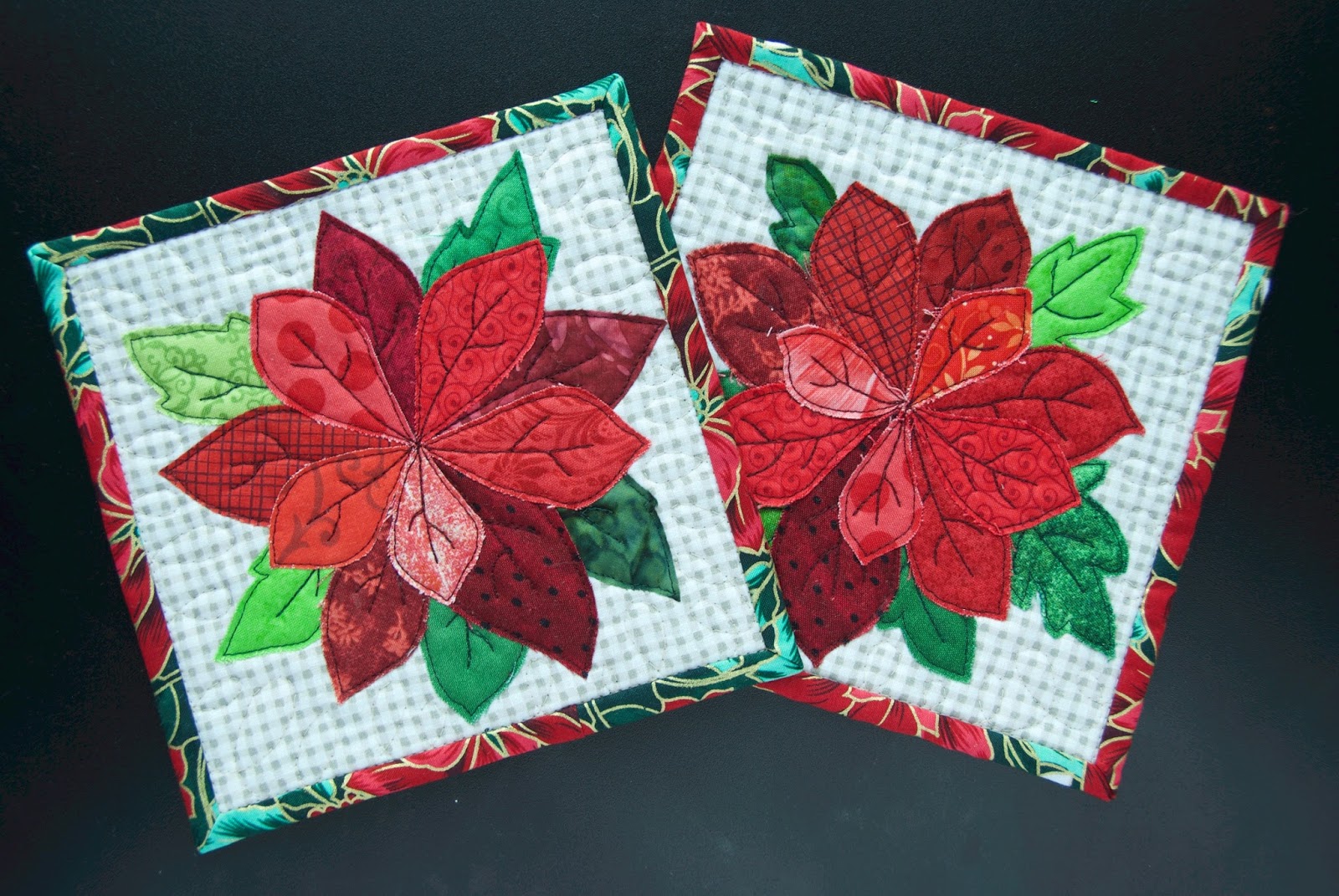 Quilt Art by Lena Pugachova: Poinsettia Mug Rug Tutorial - Raw Edge ...