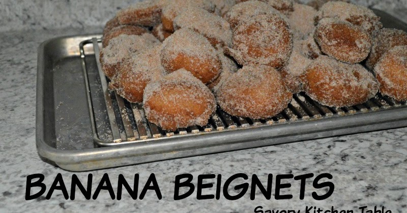BANANA BEIGNETS & CREAM CHEESE DIPPING SAUCE