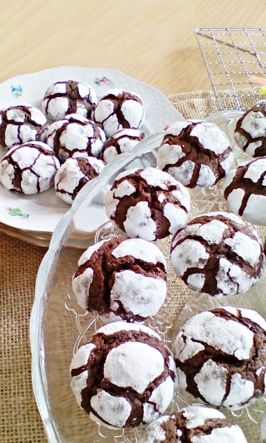 Μαλακά Σοκολατένια Μπισκότα/Soft Chocolate Cookies | Cook And Feed