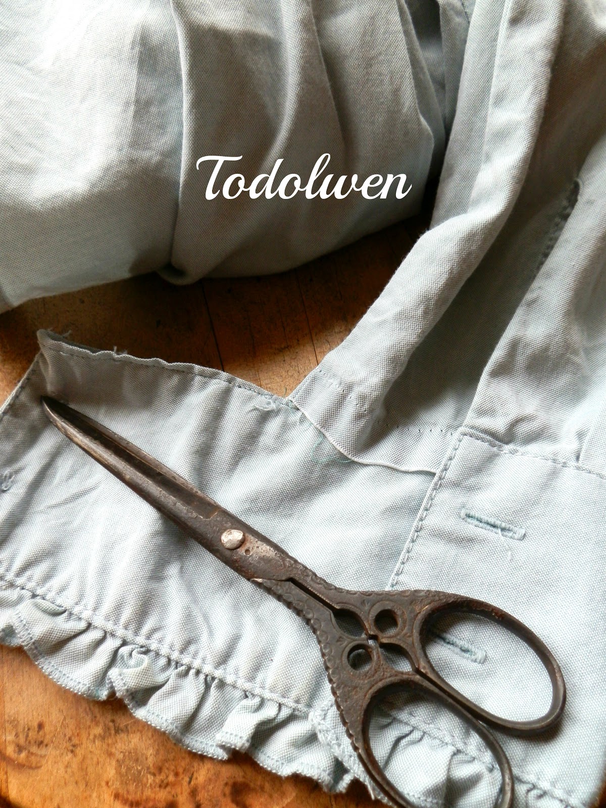 Todolwen: Creative Leftovers .. A Needle Book