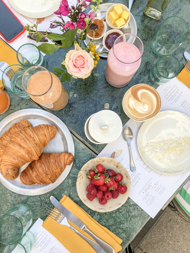 An alfresco breakfast in London: Petersham Nurseries La Goccia – Emily ...