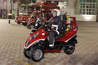 If Only Singaporeans Stopped to Think: Cardiac arrest? SCDF Fire Bikes ...