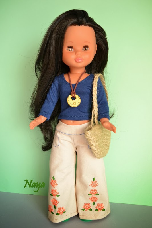 Las Nancys de Naya: Nancy estrenando conjunto hippie