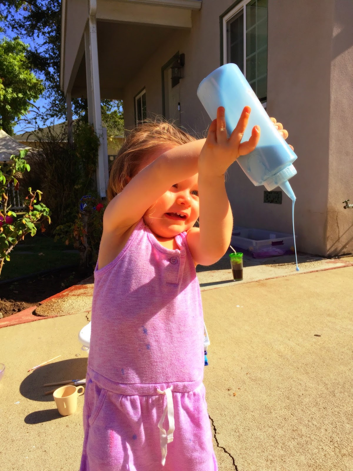 Exploding Chalk Art - smocks.on