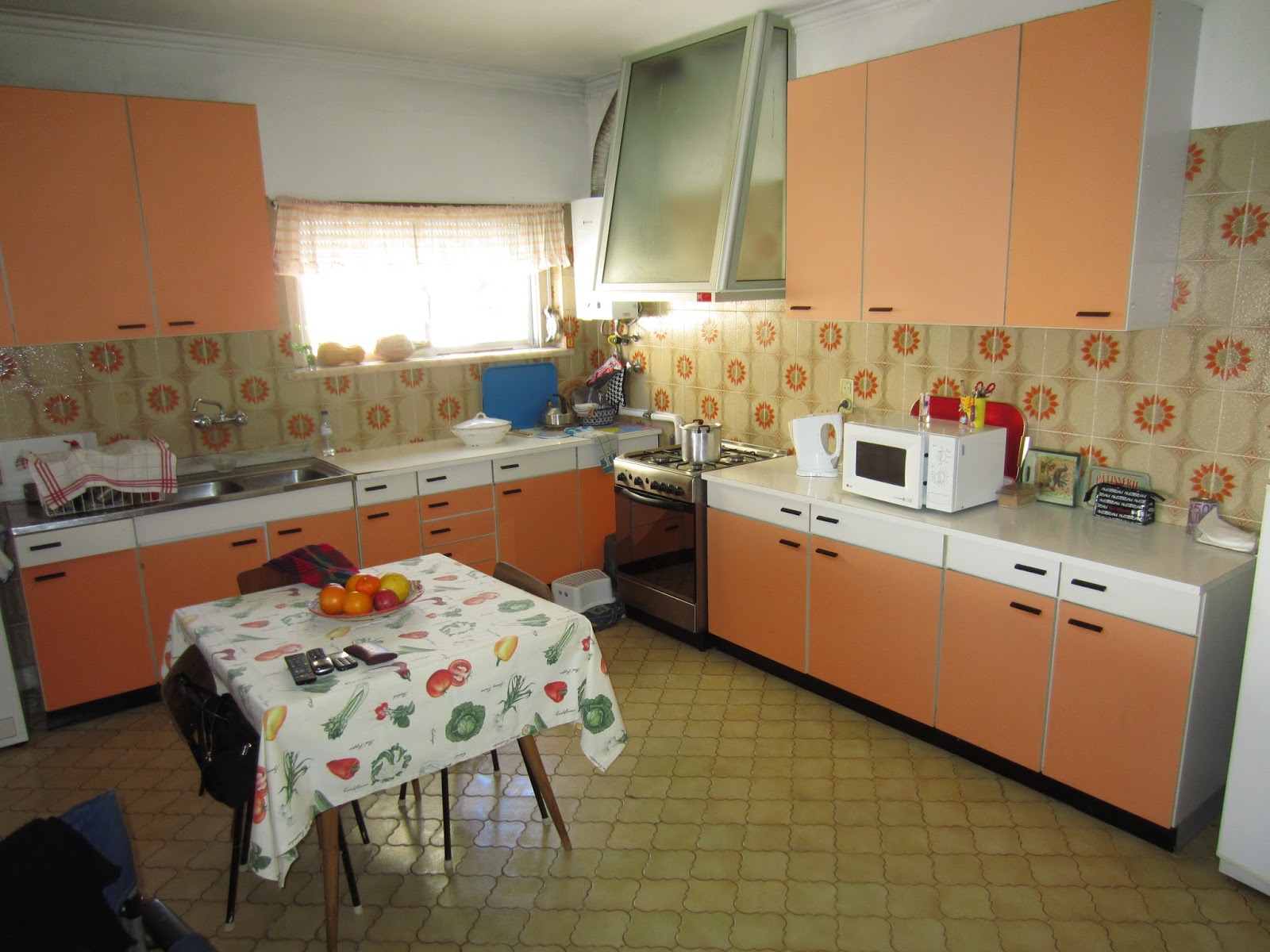 Home-Styling | Ana Antunes: Querido Mudei a Casa #2514 - Family Kitchen ...