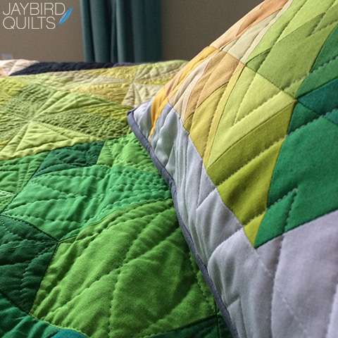 Jaybird Quilts: Gravity Quilt