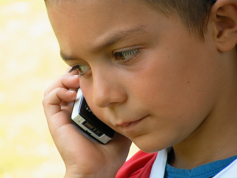 Safeguarde: Your Child’s First Cell Phone