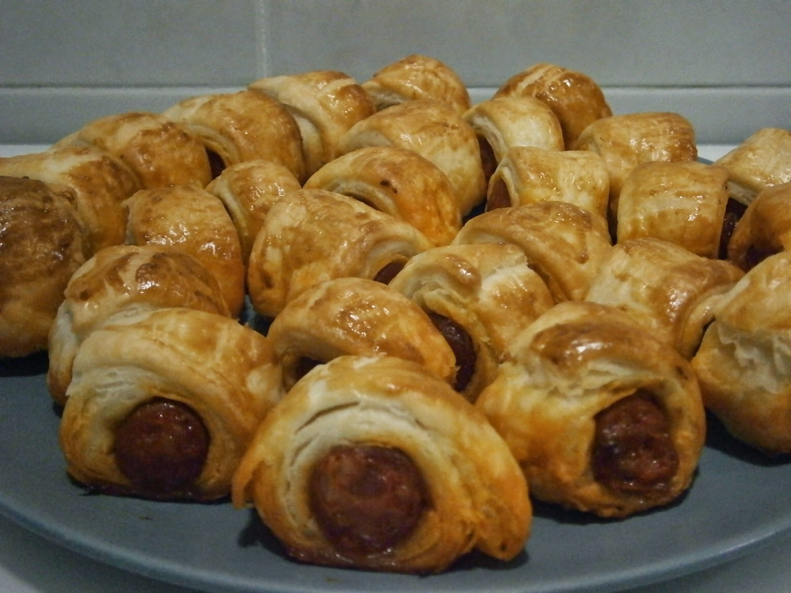 OSUKAA IS COOKING: BOCADITOS DE HOJALDRE CON CHISTORRA / PUFF PASTRY ...