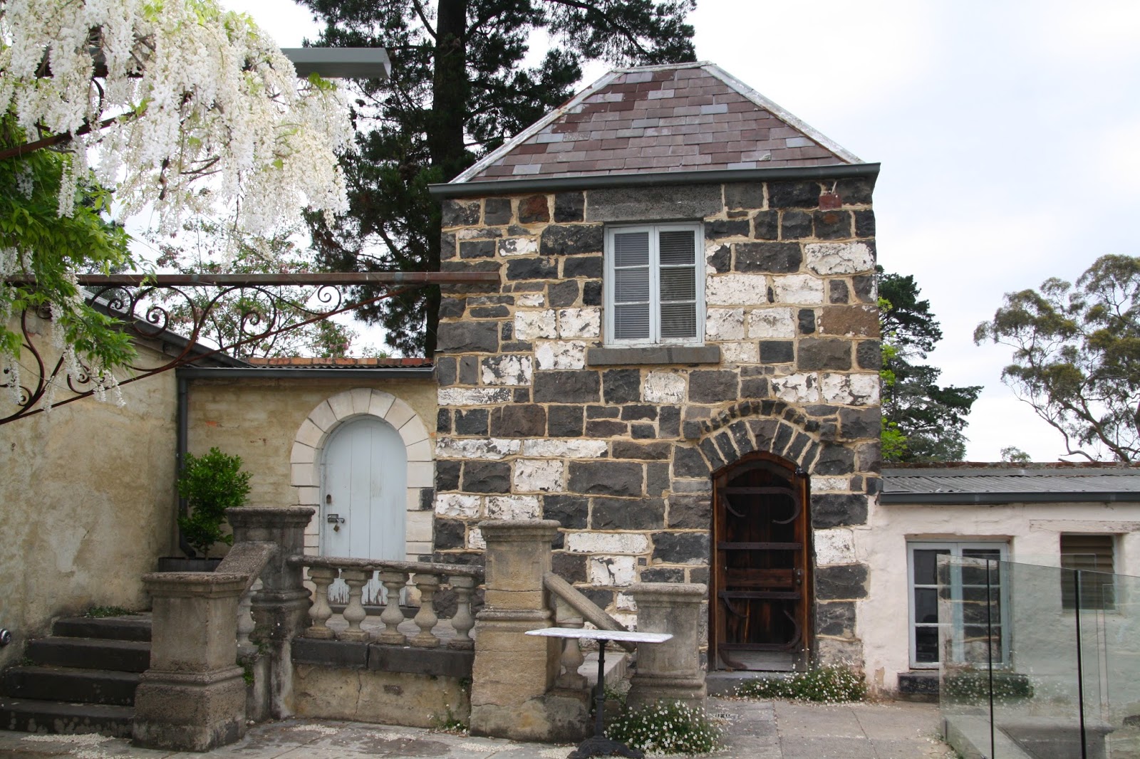 RDO Melbourne: Montsalvat, Eltham