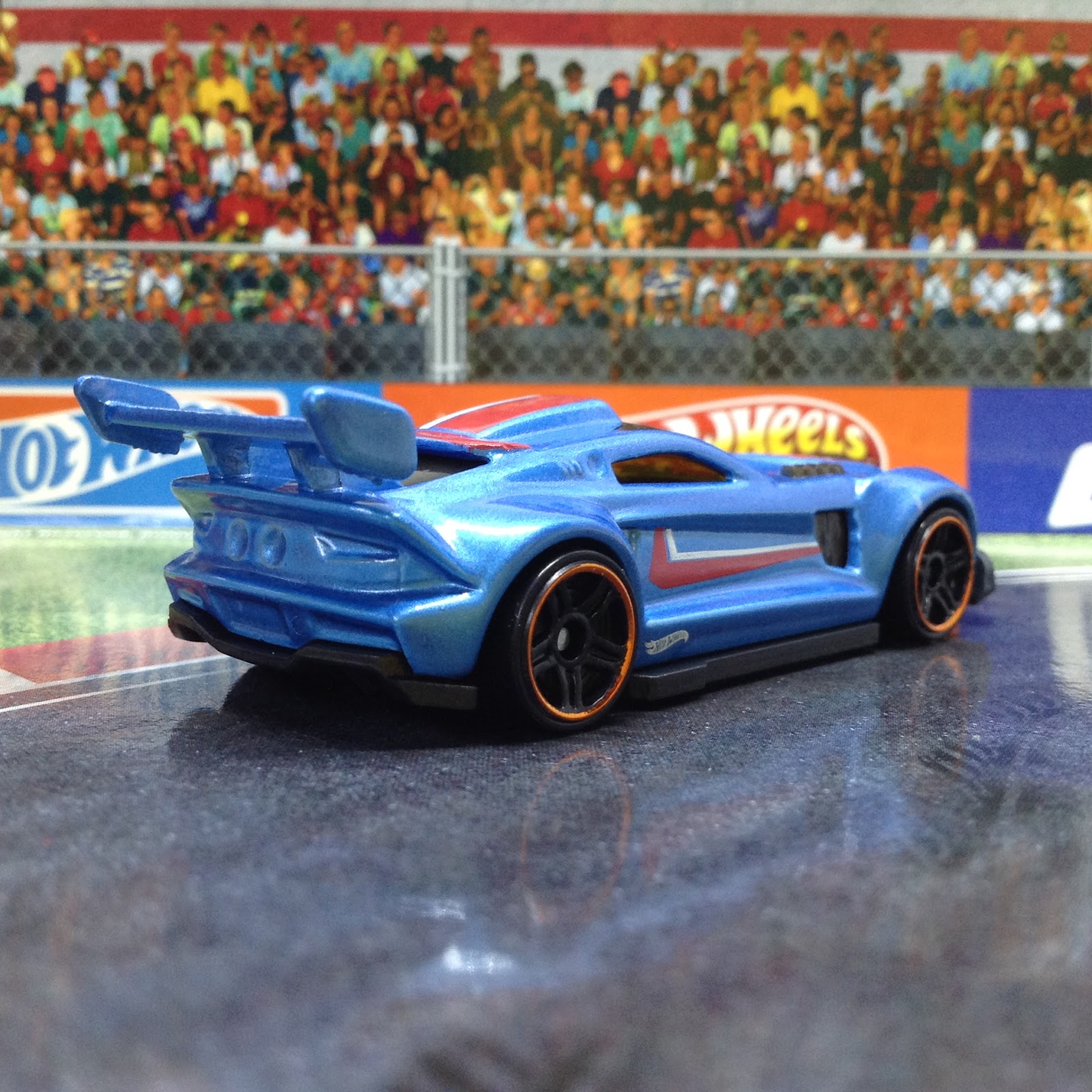 JULIAN'S HOT WHEELS BLOG: Track Ripper (New for 2018! - Muscle Mania)