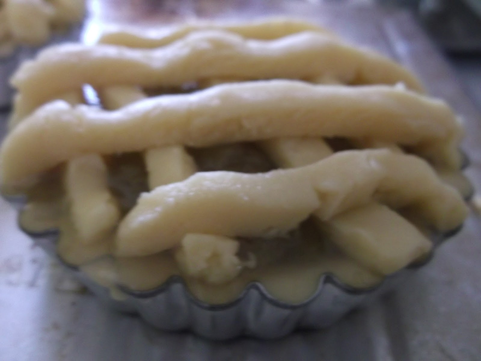 DESSERTS AROUND THE GLOBE: Mauritian Banana Tart for February 1st