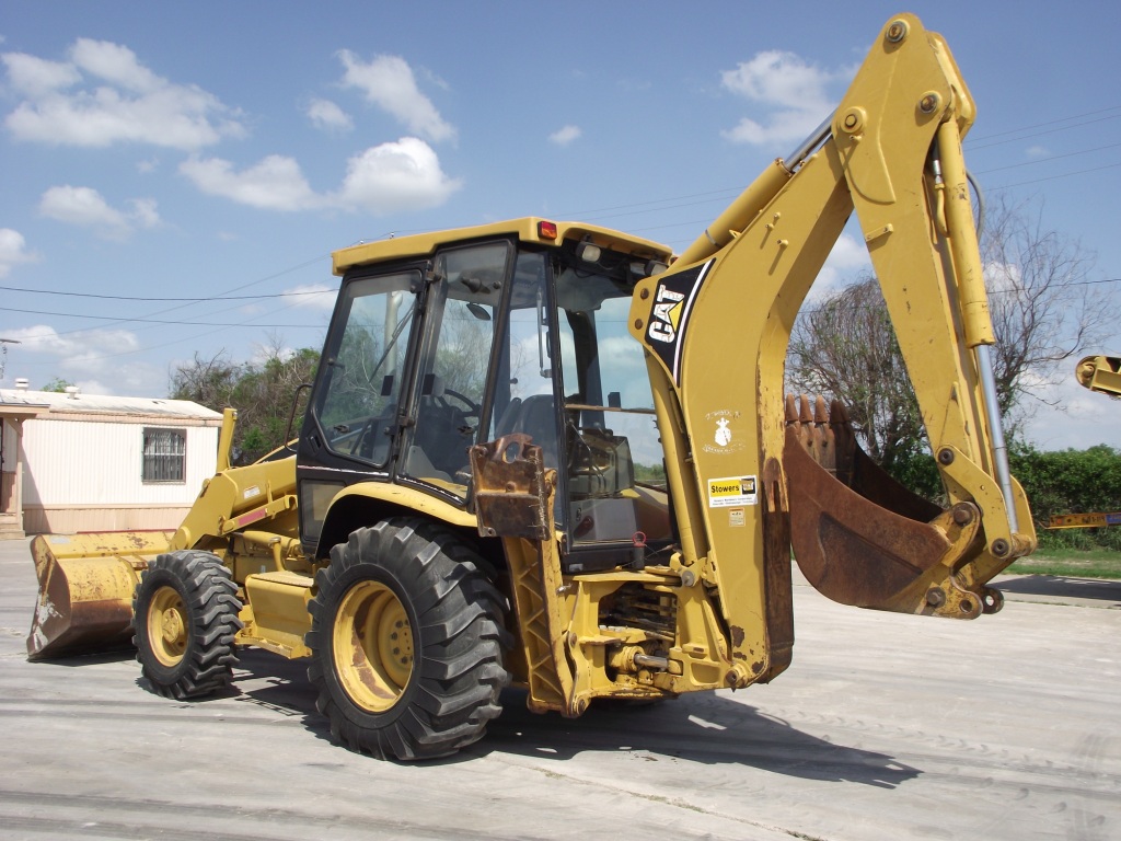 Compra y Venta Maquinaria Pesada Importamos / Cel 314 2958509: 2000 ...