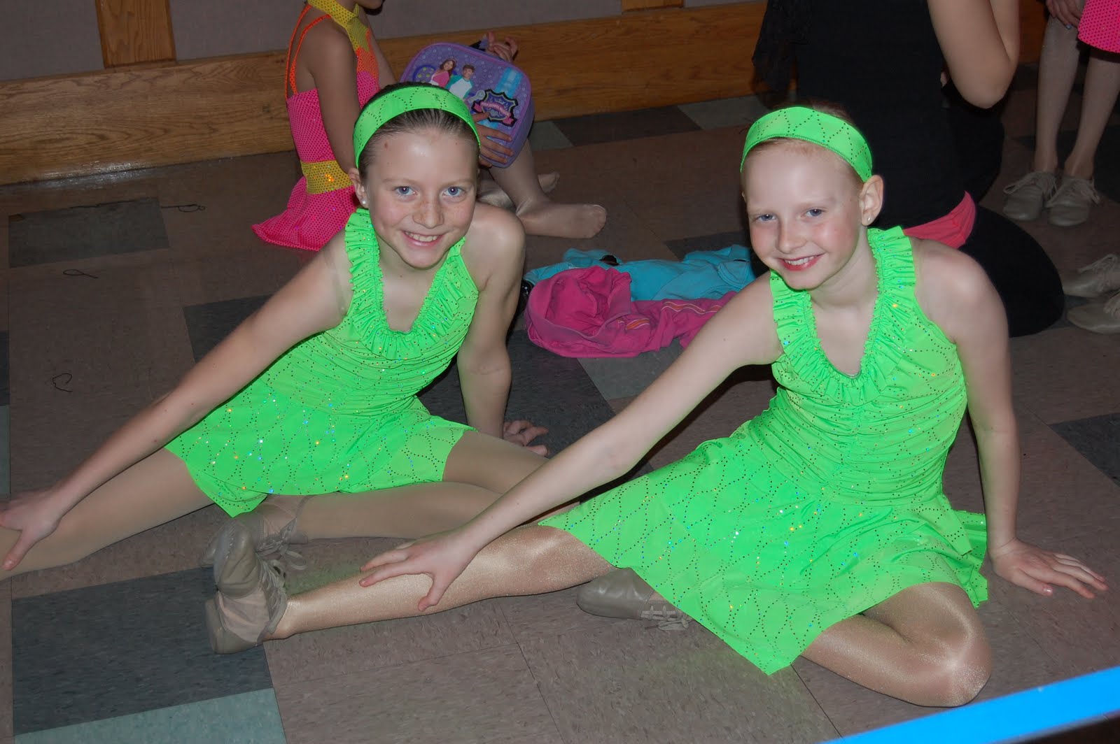 Apple Valley Mom and kiddos too!: Dancing through the years!