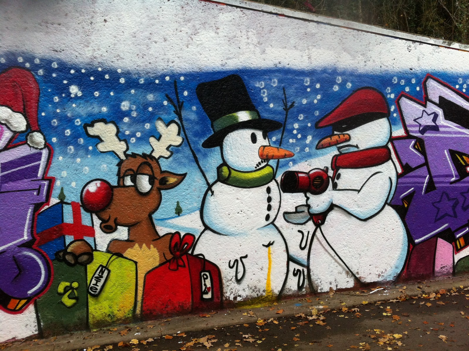 The Cabbages of Doom: When snowmen go bad (Christmas graffiti)
