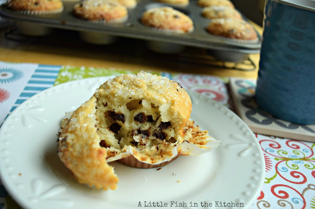 Sour Cream Chocolate Chip Muffins – A Little Fish in the Kitchen