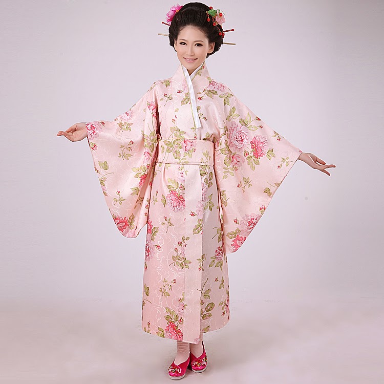 Momentos de Garotas: Kimono Moda dá primavera...Vai encarar