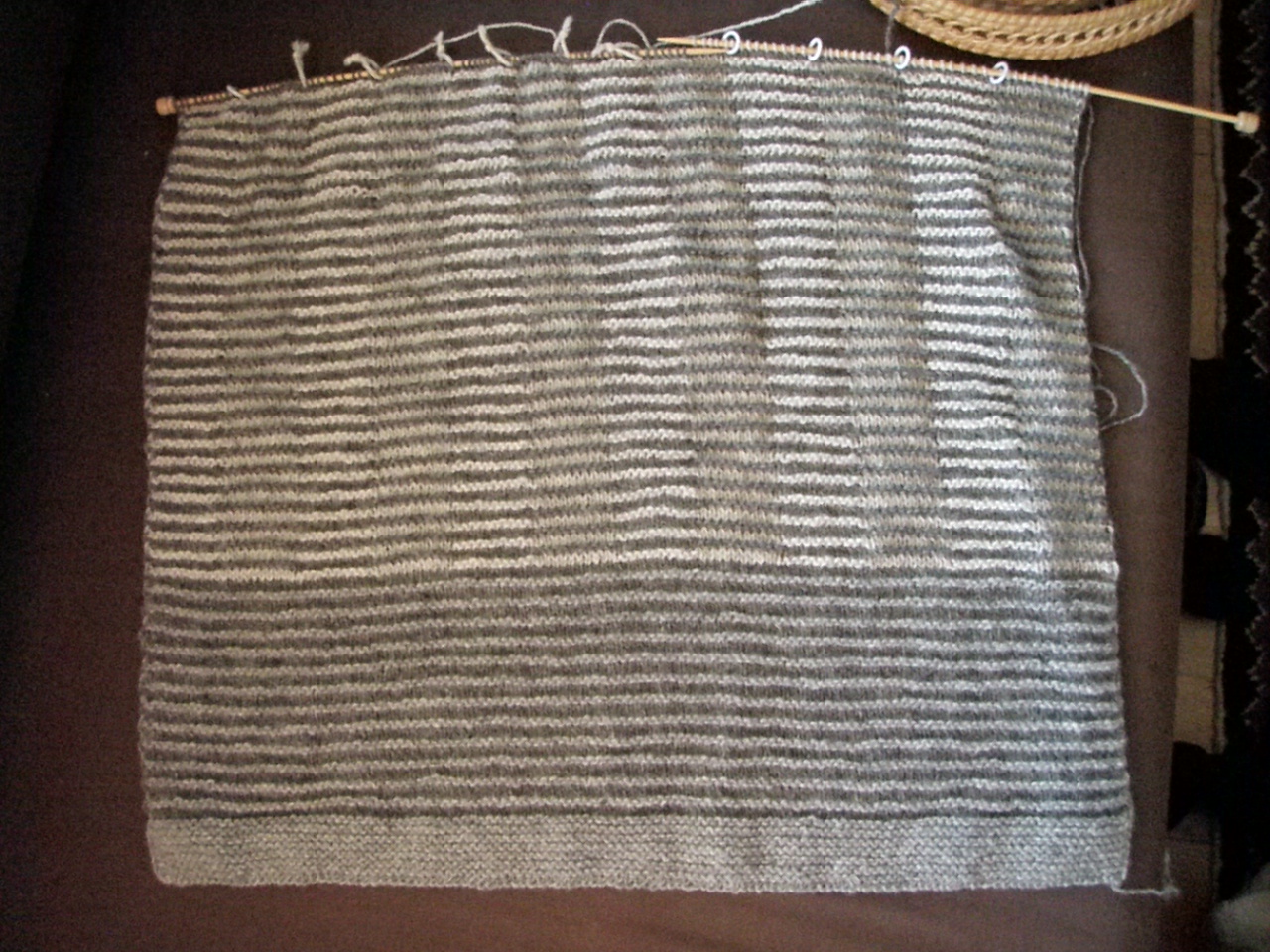 QUILTING. KNITTING. SPINNING. WEAVING.: Shadow knitting