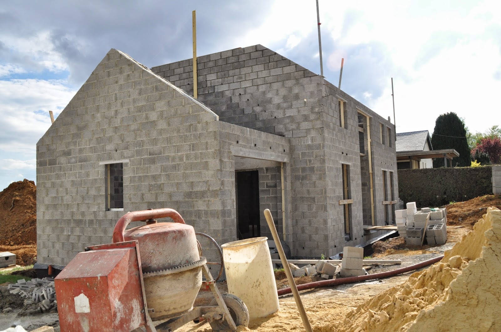 Notre maison avec "Maisons Blavier": 19ème Jour, Montage des pointes
