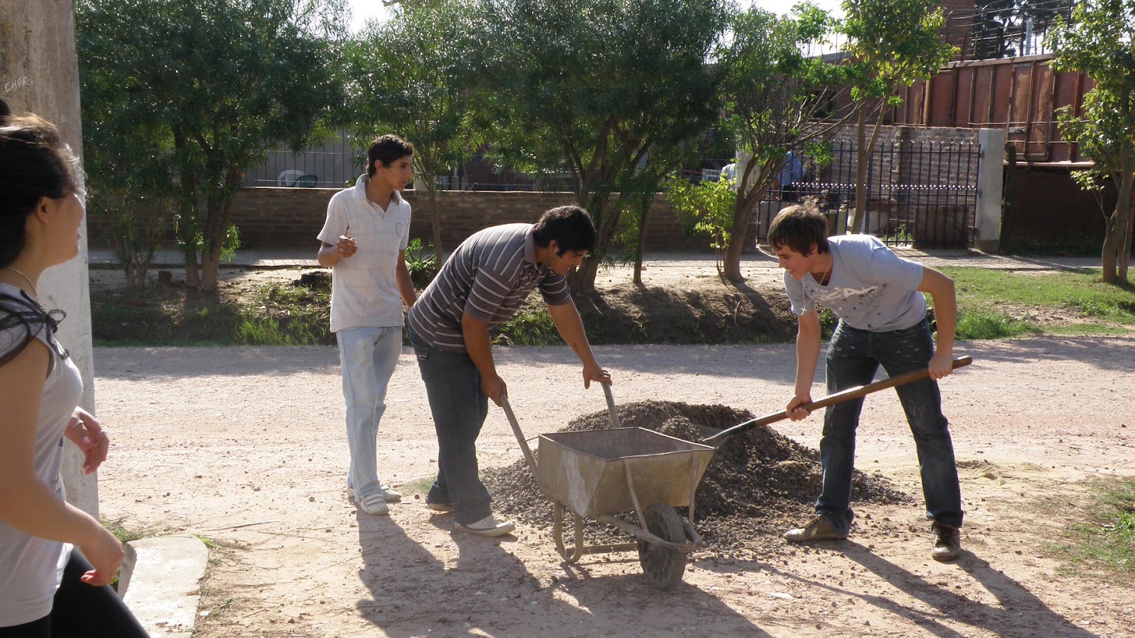 IMÁGENES: Gente Trabajando - 22/08/2012