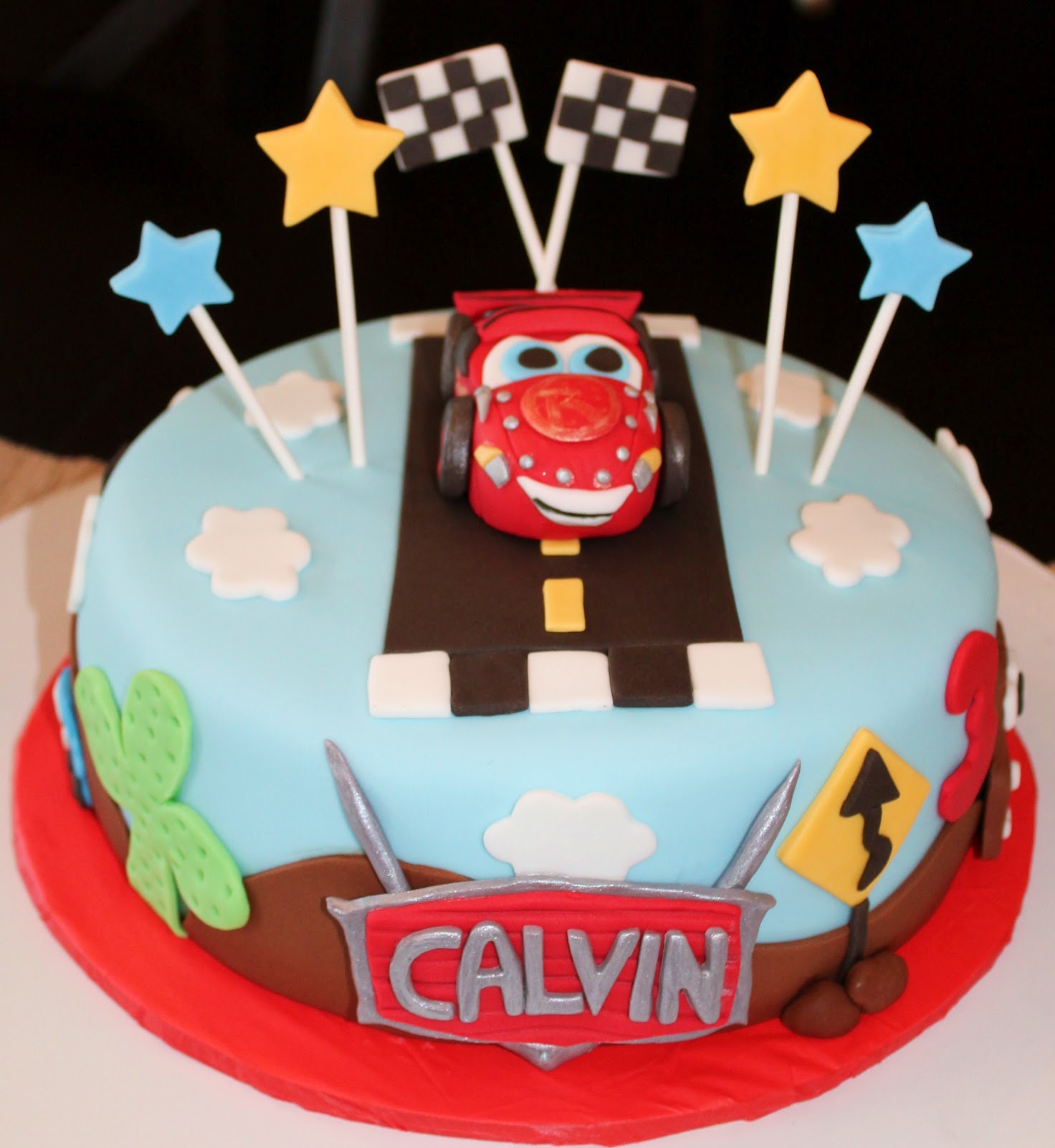 Creative Cakes by Lynn: Small Cars Cake