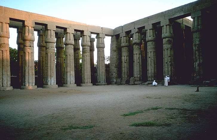 HISTORIA DEL ARTE : temas, imágenes y comentario: TEMPLO DE LUXOR