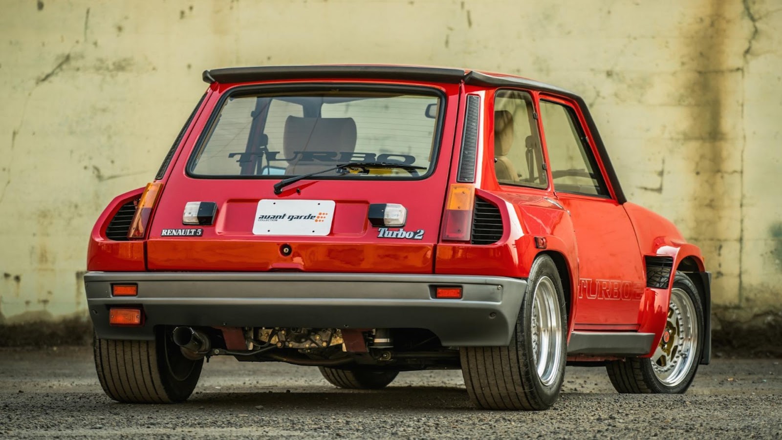 Glorious 1985 Renault R5 Turbo 2 Evolution Is The Perfect Hot Hatch ...