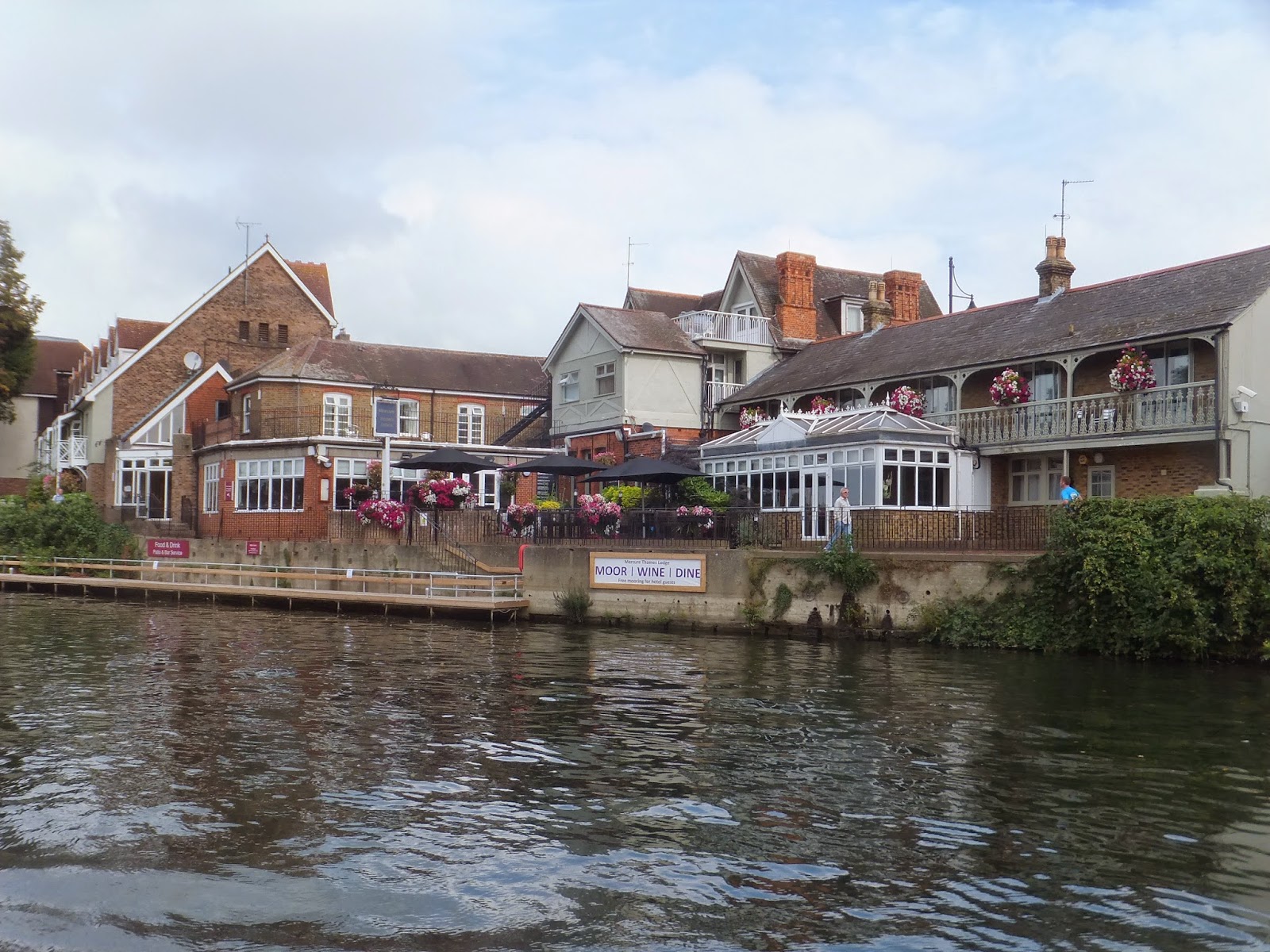and Millie makes three: Above Boveney Lock (River Thames) – Saturday ...
