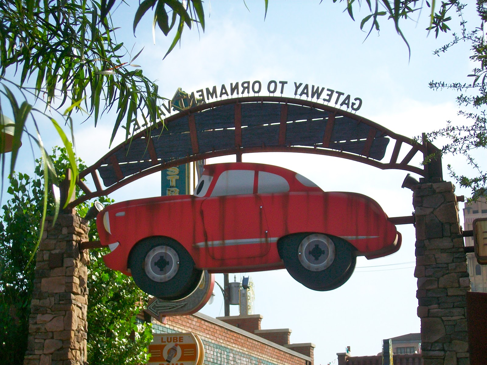 The Mouse Minute (Formerly Brad's Everything Disney Blog): Radiator ...