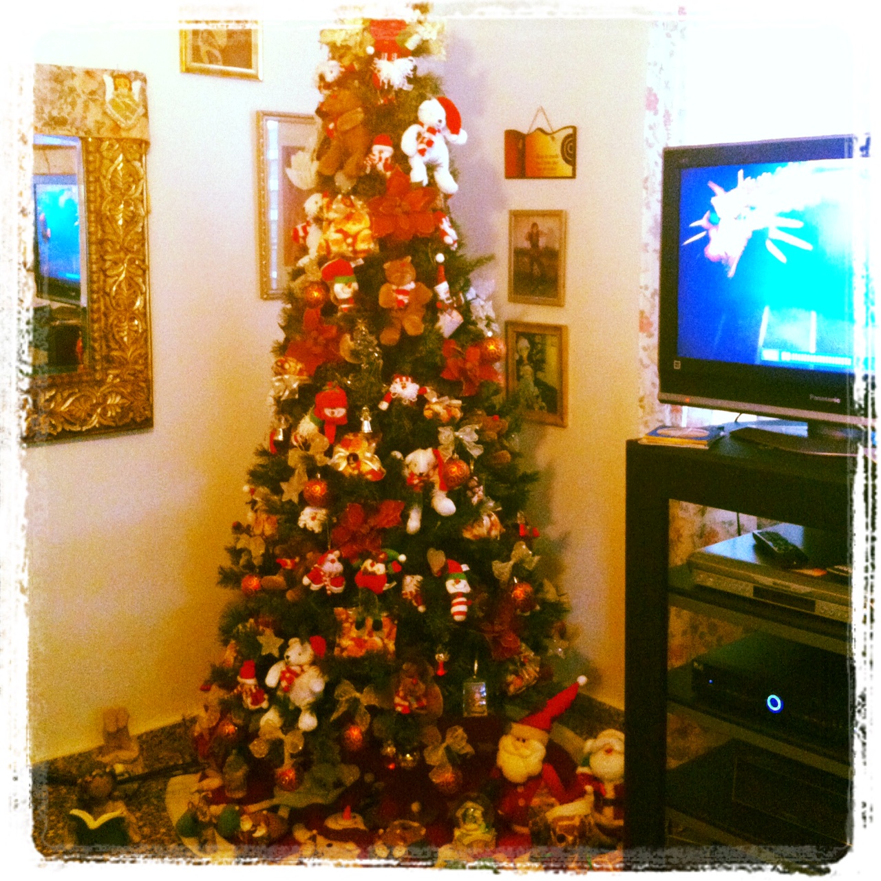 Reflejando la realidad: Inicio de la navidad en Puerto Rico