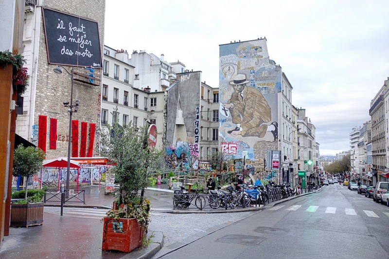 Paris : Rendez-vous à l’angle des rues de Belleville et Julien Lacroix ...