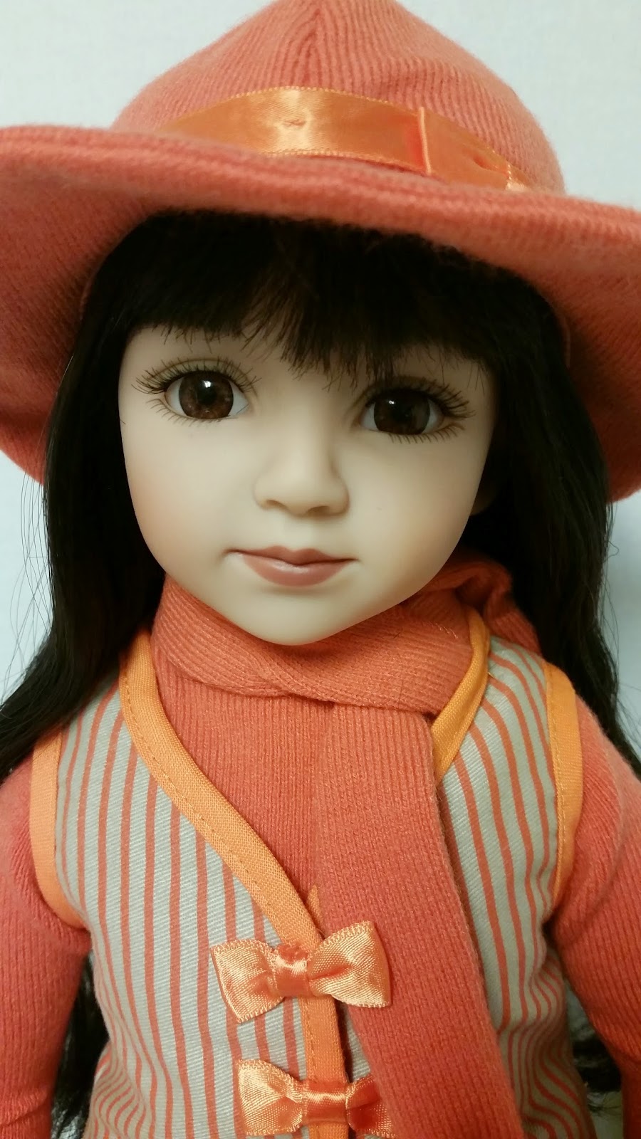 Never Grow Up: A Mom's Guide to Dolls and More: Maru and Friends Maru ...