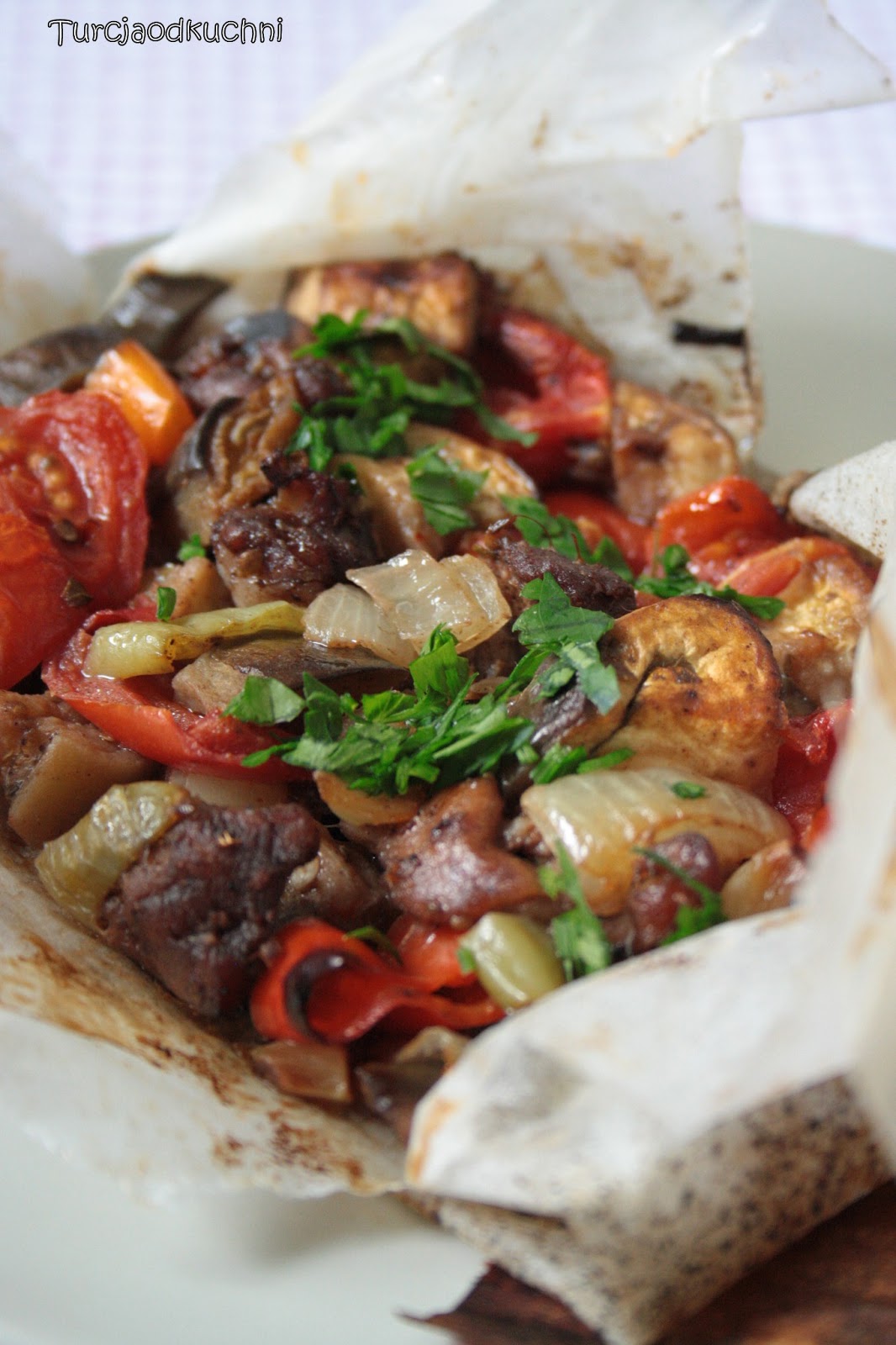 Turcja od kuchni: Papierowy kebab czyli kağıt kebabı