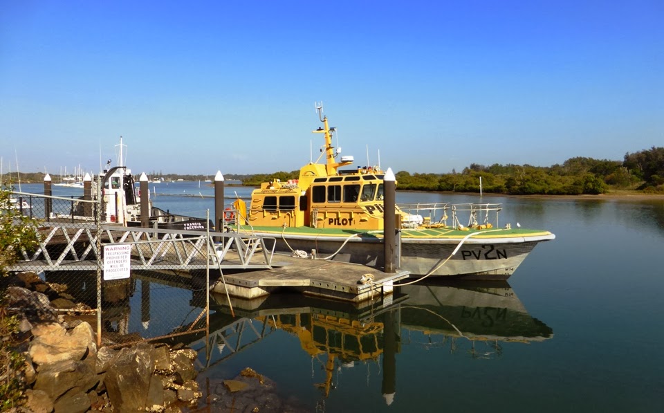 Beyond The Blue Horizon: Yamba - Continuing the holiday photos.