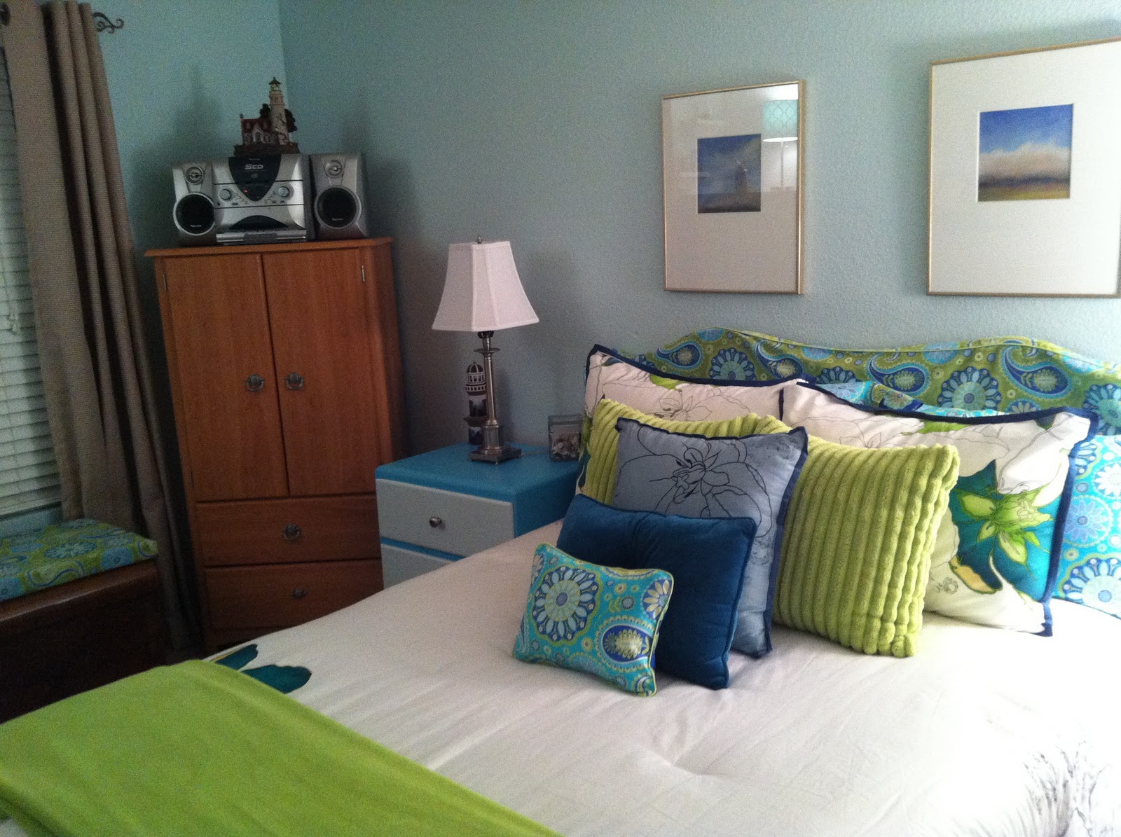 Buttons, Bows & Bling: Paisley Crazy - Room Makeover