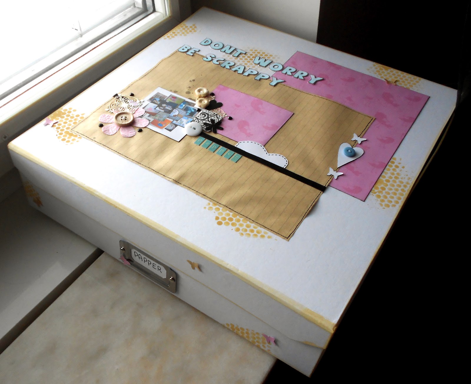 CW's Craft: Paperbox for papers! :D