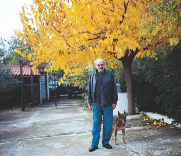 Πολύδροσος Παρνασσού: ΧΡΟΝΗΣ ΜΙΣΣΙΟΣ. "Χαμογέλα ρε τι σου ζητάνε? Η ζωή ...