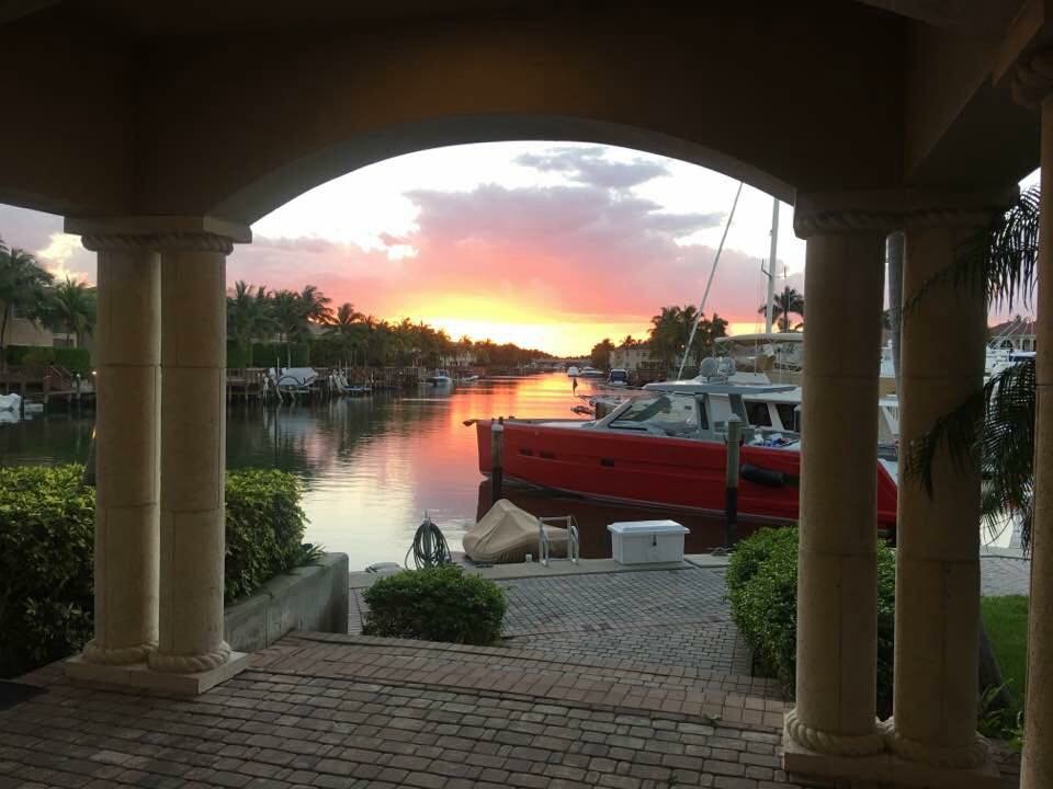 Viator Cruising Log: Loggerhead Marina, Holleywood Florida: Waiting to ...