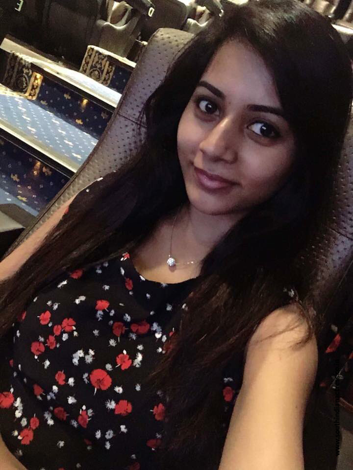 Suza Kumar Selfie Photos 2 - South Indian Actress