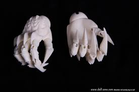 The Active Scrawler: Physical features in fiction: the hands