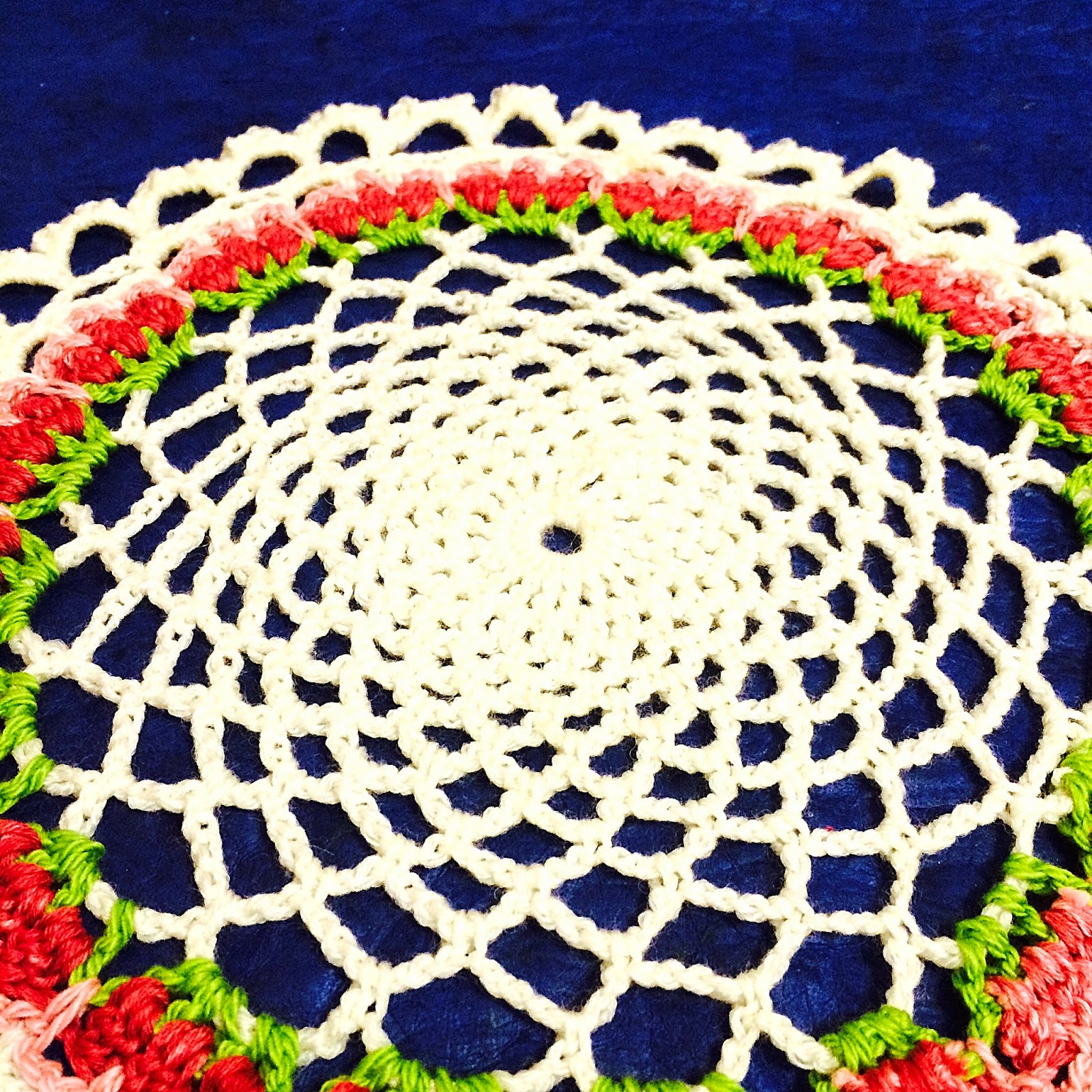wildaboutyarn: Ring a Ring a Rosie Doily for May